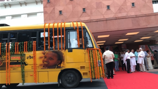 6th Ekal's Mobile Computer Lab Flagged Off By Ministers | Mera Bharat ...